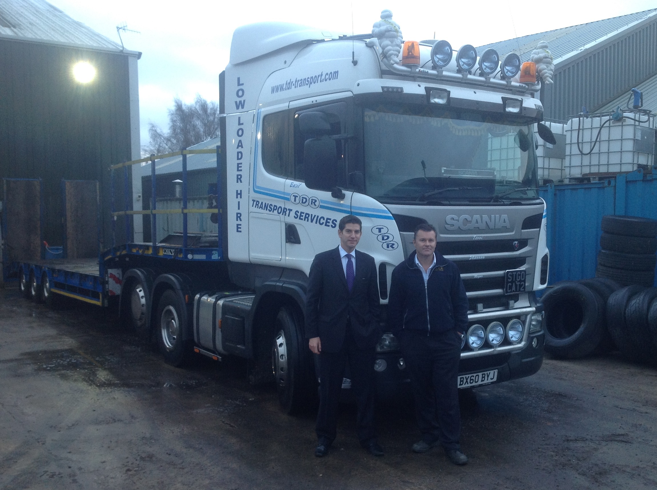 TDR moves up to 150 tonne heavy haulage Scania V8 prime movers - Keltruck Scania