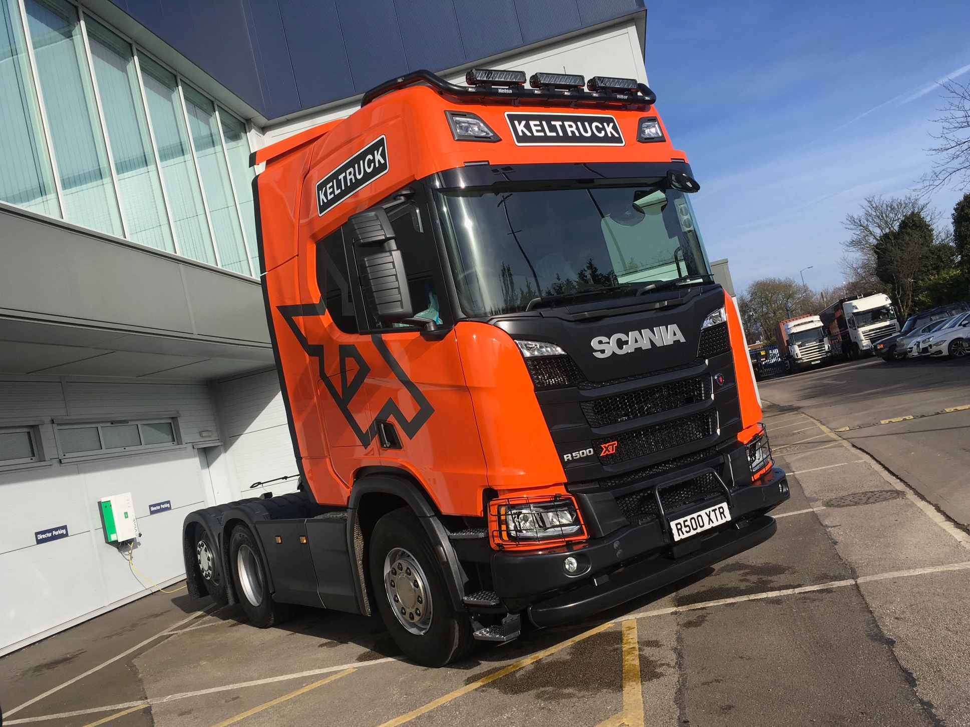 Charity auction of high-spec Scania XT demonstrator tractor unit ...