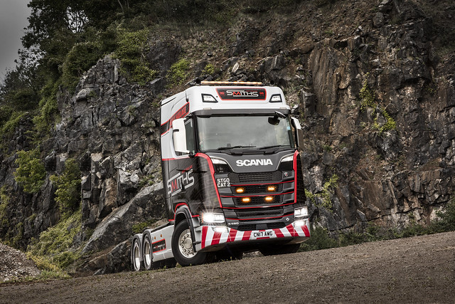 Simon Griffiths and the Scania V8 - Keltruck Scania