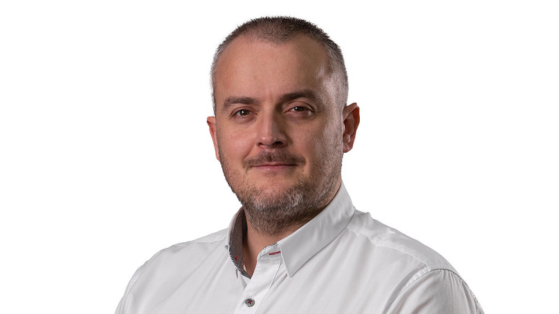 Simon McGuinness – Biography - Keltruck Scania